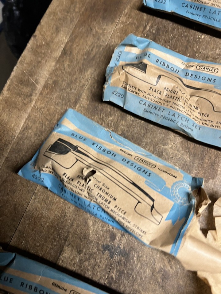 Retro NOS New Stanley Blue Ribbon Cabinet Latch Set Handles Hardware ...