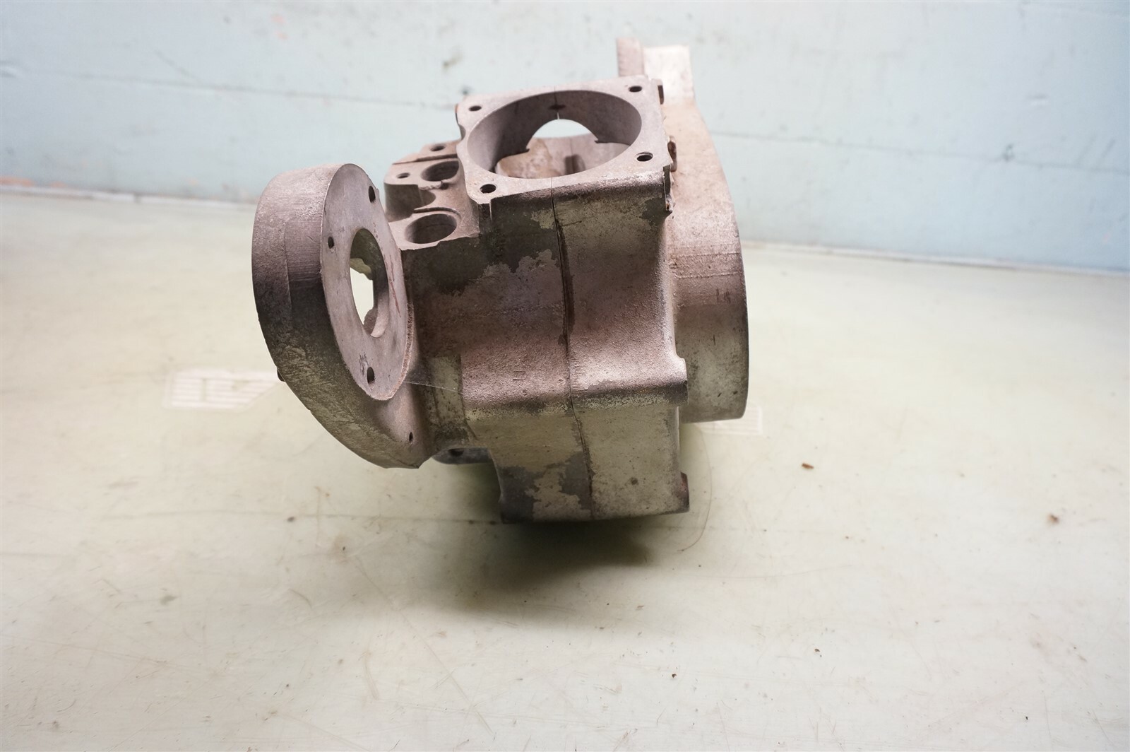 1973 Harley Ironhead XL Sportster engine cases xlch1000 1000 xlh1000 ...