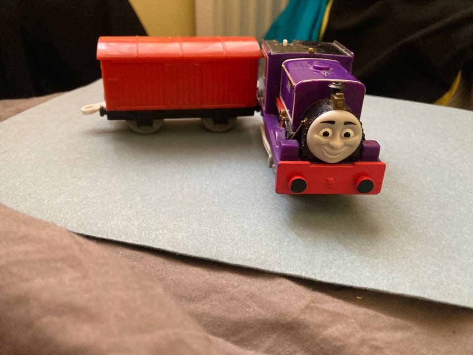 Charlie Thomas & Friends TrackMaster Train Motorized WORKING 2013 ...