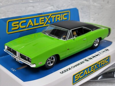 Scalextric C4326 Dodge Charger R/T Sublime Green Classic MOPAR DPR 1:32 ...