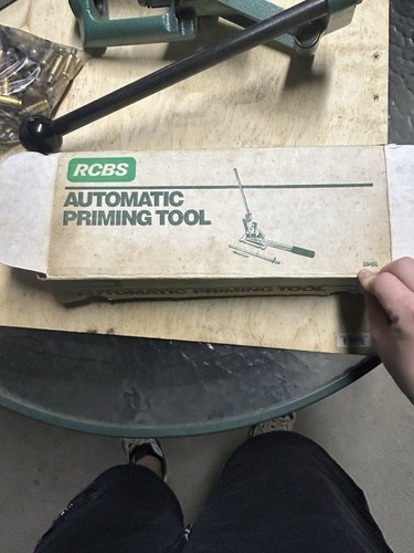 RCBS Universal Automatic Bench Priming Tool for Large & Small Primers ...