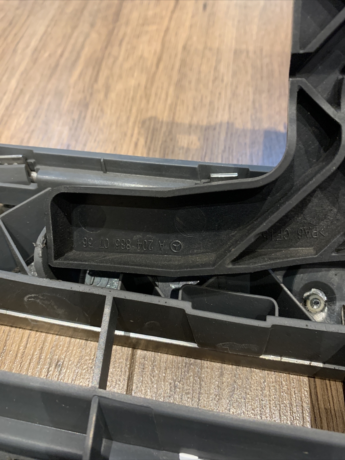 Original Mercedes Benz C Class w204 Grille Grill a2048801283 | eBay UK