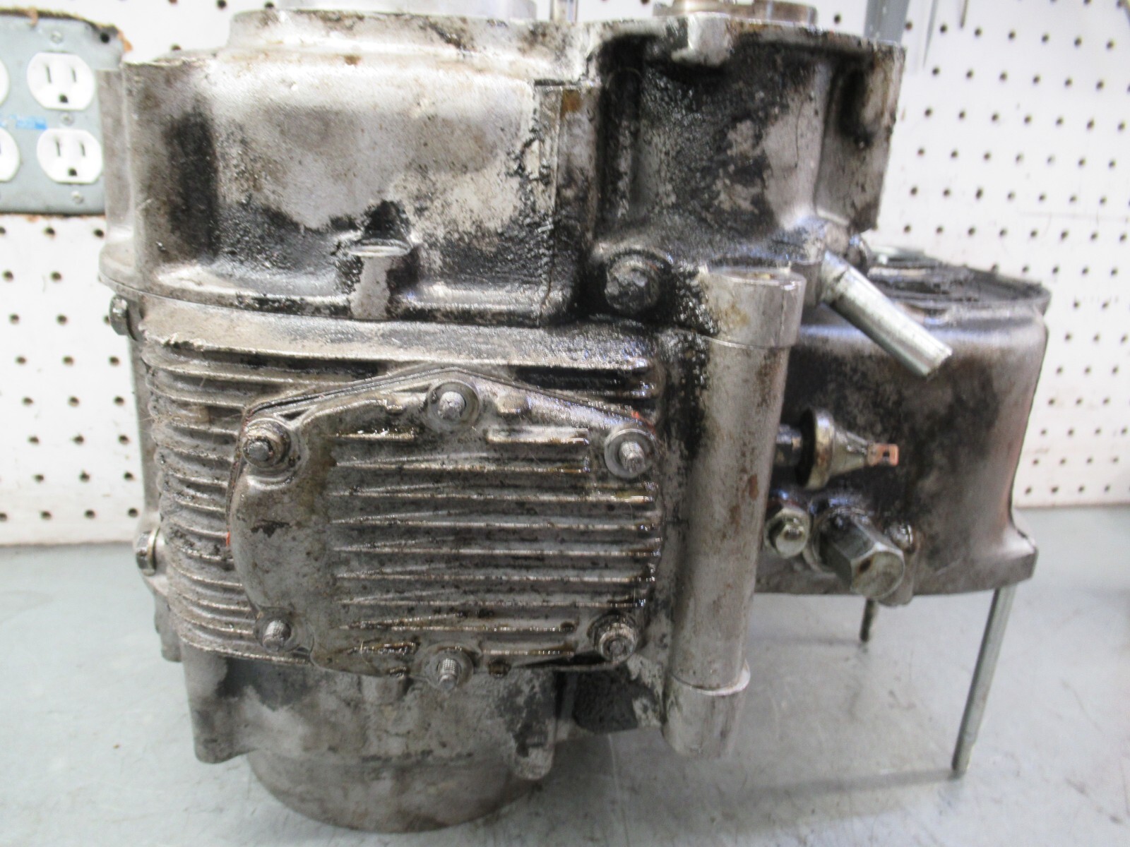 Triumph Trident T150V T150 Triple 1974 Frame & Engine Motor Block ...