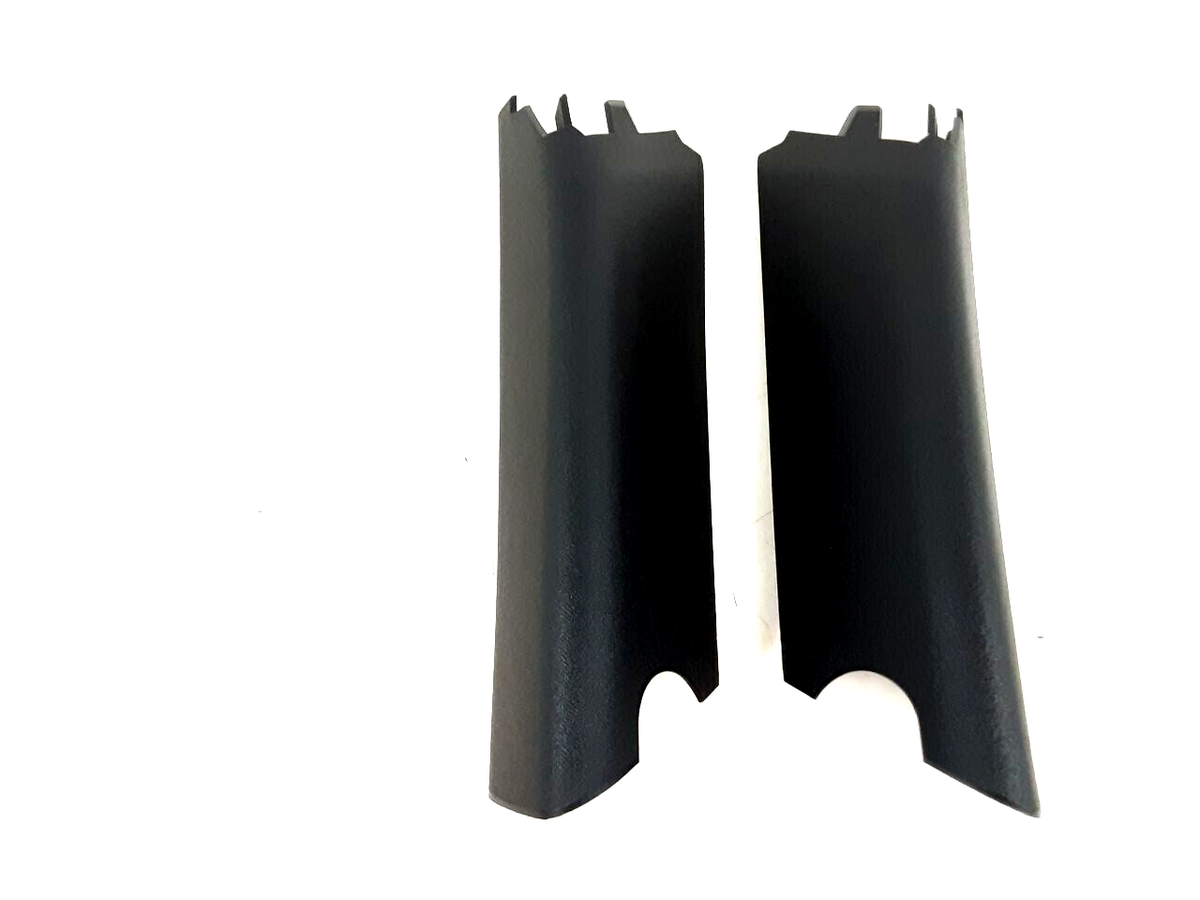 Jeep JK Wrangler A-Pillar Windshield Side Trim Panel 2011 Jeep JK Wrangler A-Pillar Windshield Side Trim Panel 2011