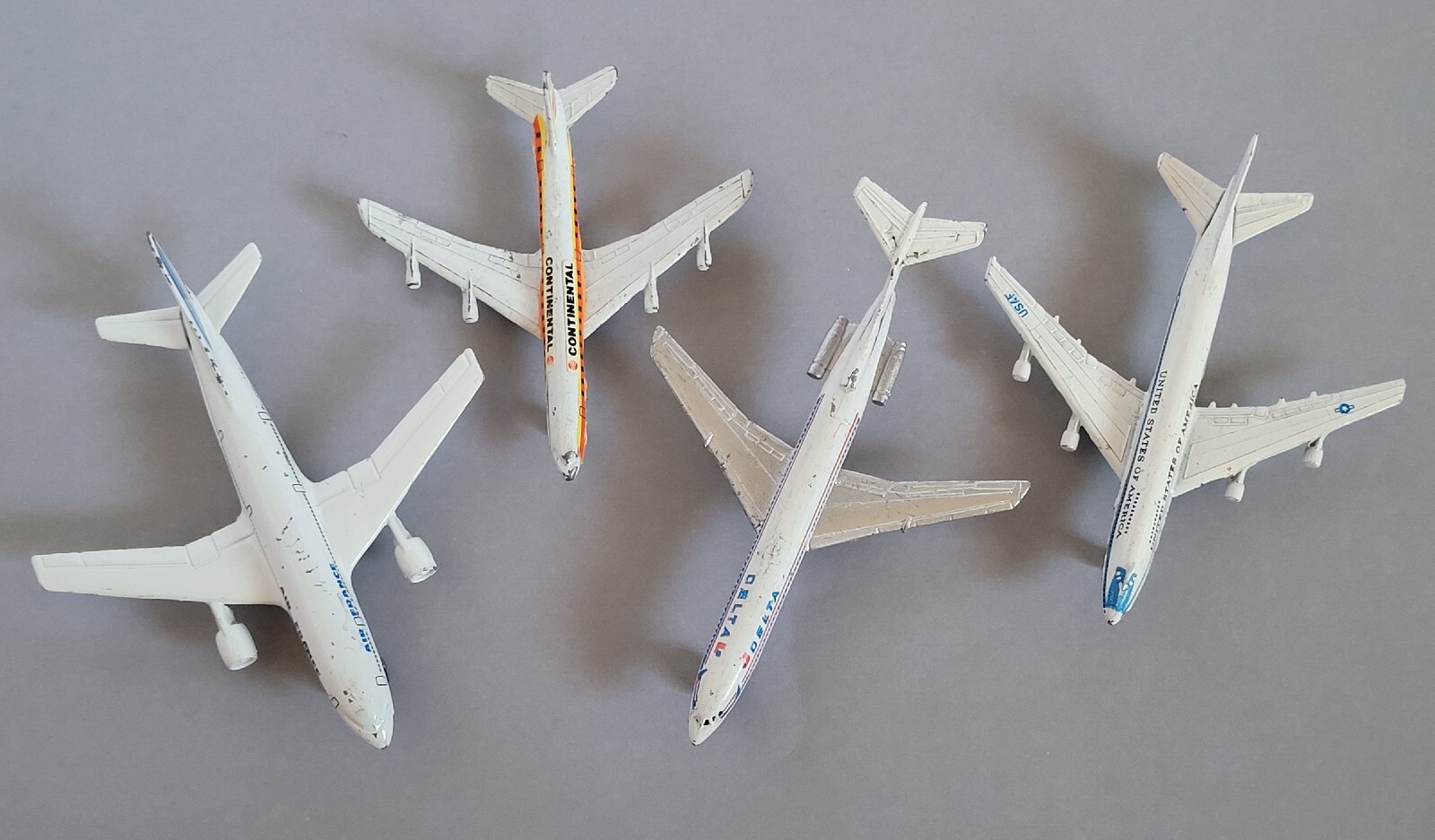 Vintage Lot of 4 Diecast Airliner Jets Zee Dynaflites Matchbox Delta ...