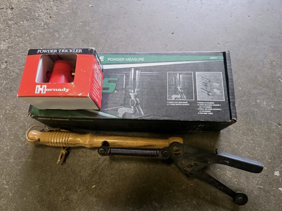 RCBS Quick Change Powder Measure Combo w/ Powder Trickler And Vtg ...
