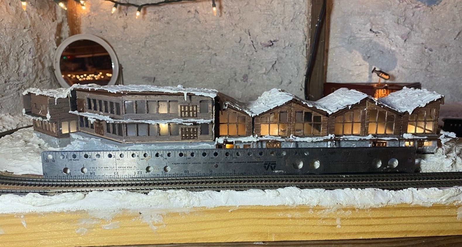 Assembled Scale Model Winter Park Ski Lodge T, Z, N, HO, S, & O Scales ...