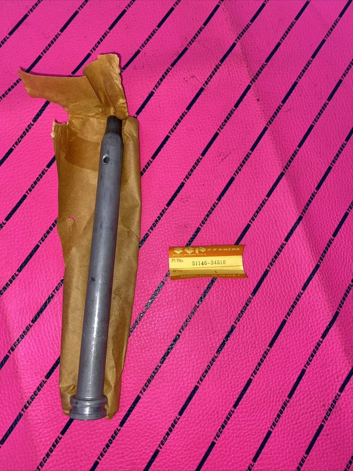 Suzuki Oem Now GS 500 E Front Fork Cylinder 51146-34510 | eBay