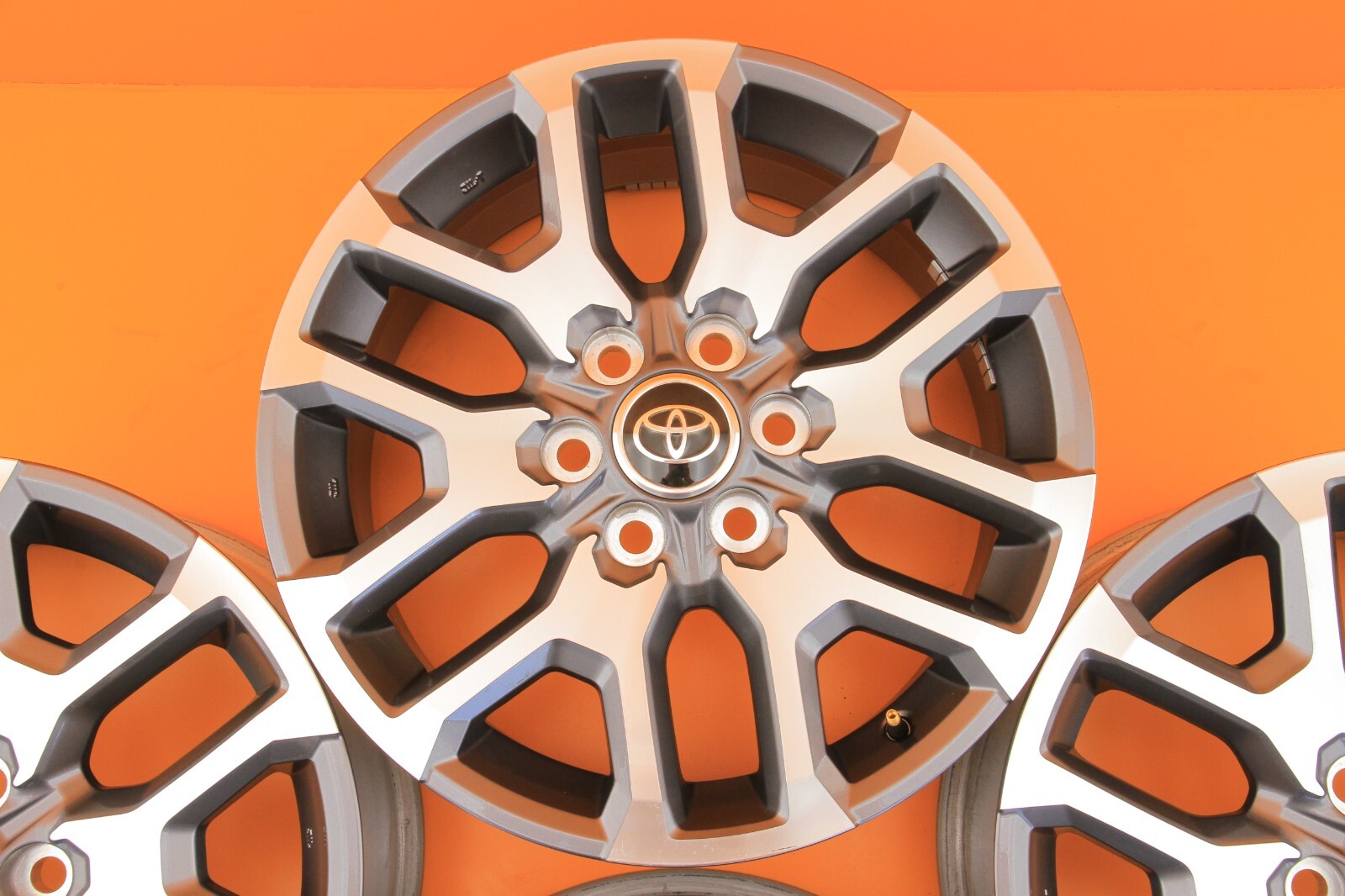 Toyota Tundra 2022-2024 Grey Machined 20" Inch OEM Set of 4 Wheels Rims ...