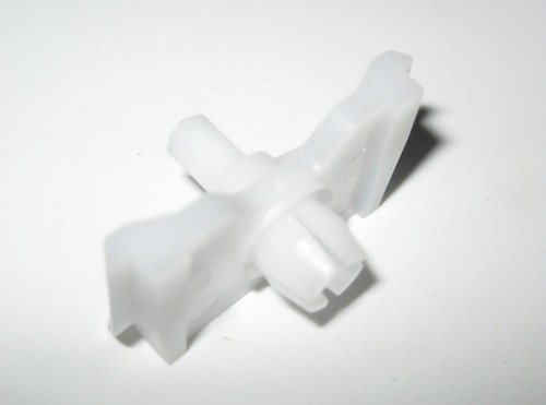 BMW E32 Body Trim Moulding Clip Clamp Bracket 1908689 51131908689 New ...