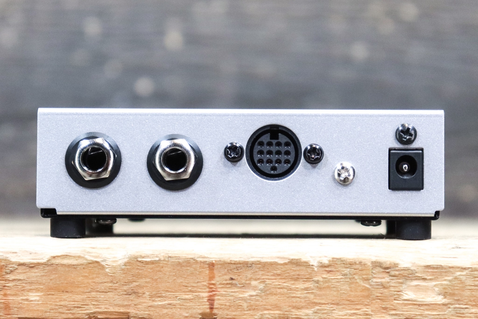 Boss GKC-AD GK Converter 13-Pin GK Pickup System to Serial GK Digital ...