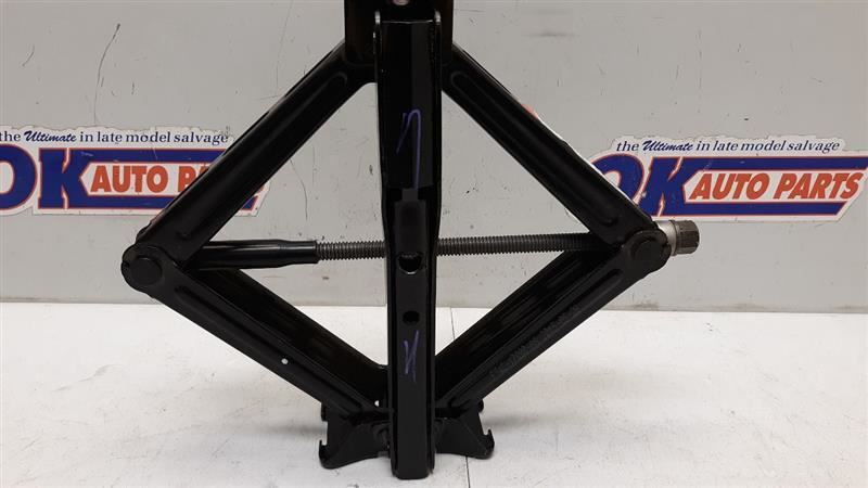 15 2015 FORD EDGE OEM JACK AND LUG WRENCH | eBay