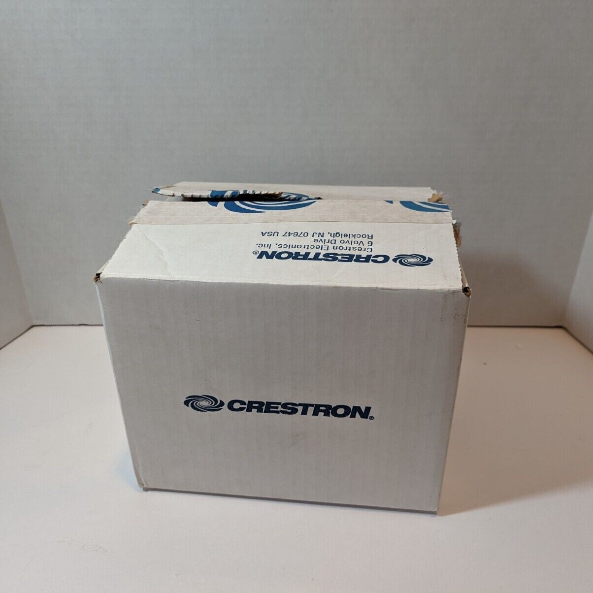 Crestron TT-100-B-T Crestron Connect It Table Outlet - Black - CABLES ...
