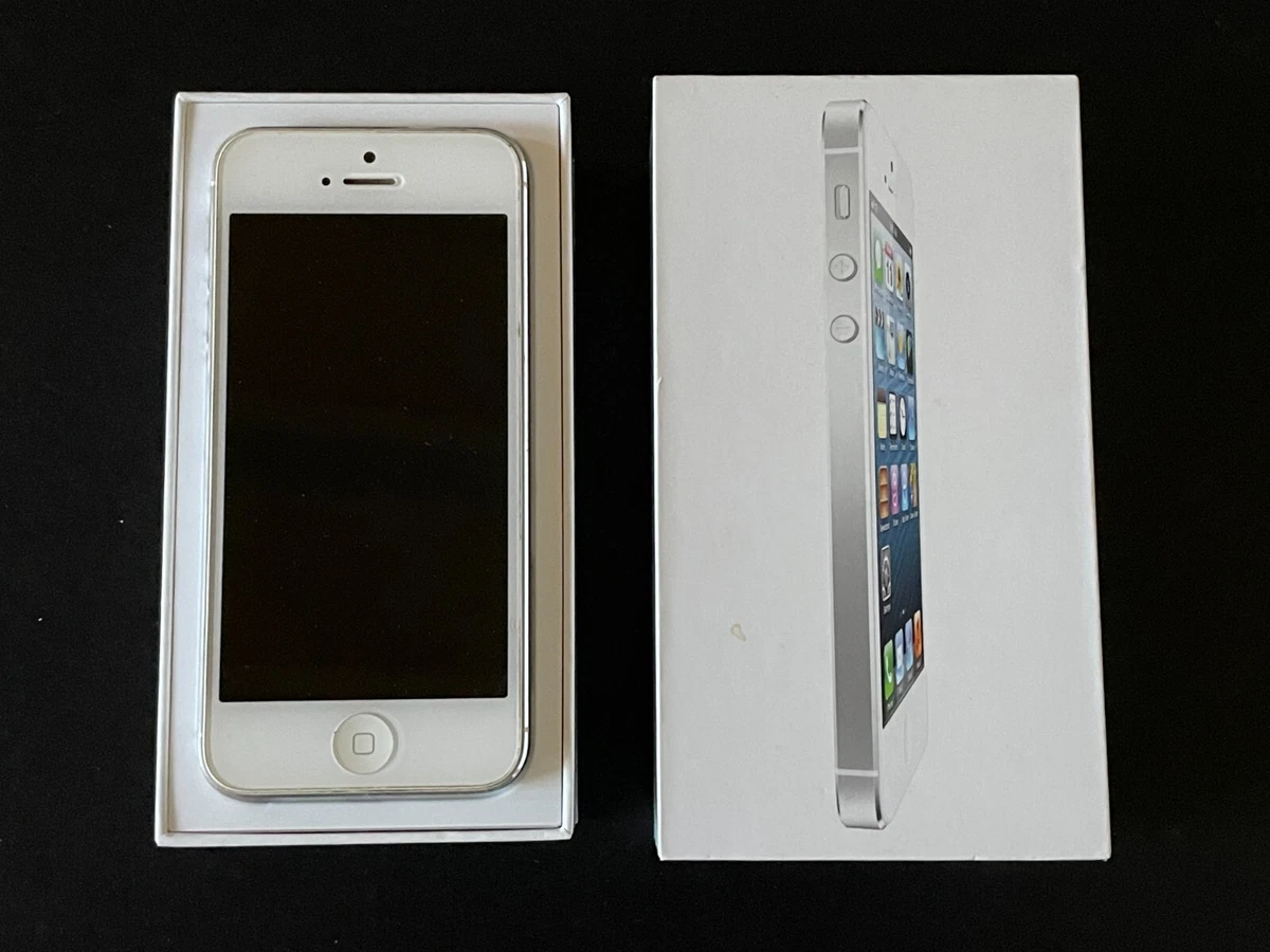 White Iphone 5c In Box