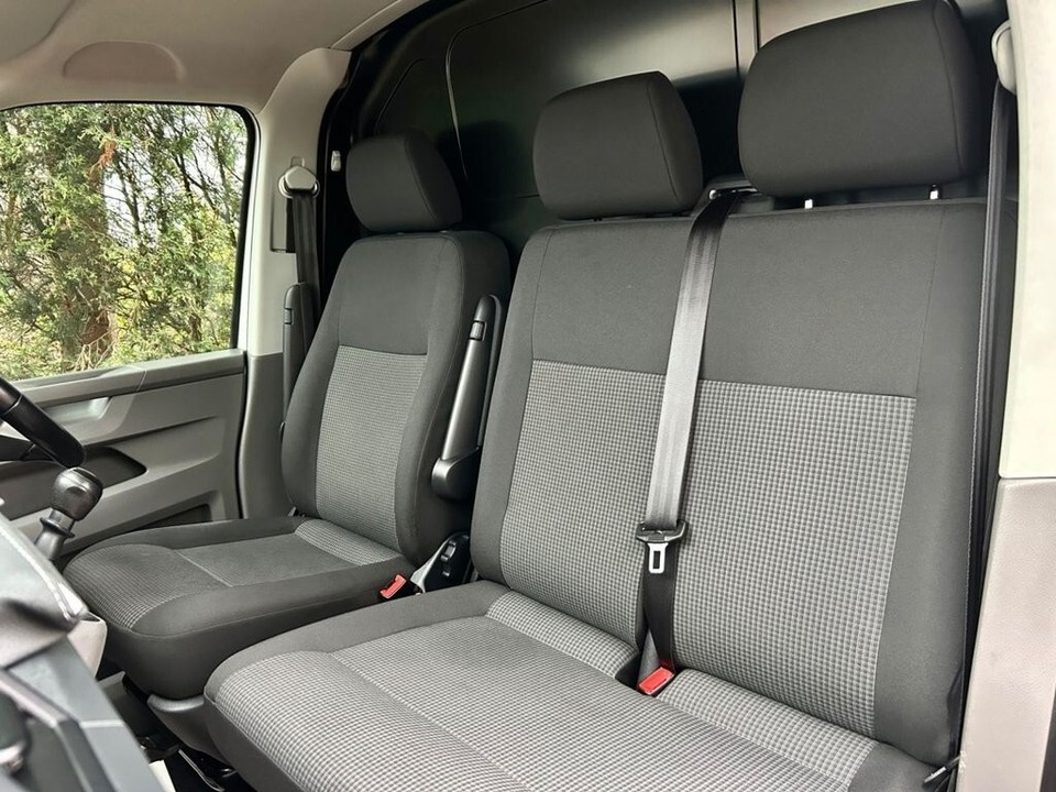 2022 VW TRANSPORTER T6.1 Startline T28 L1 SWB 2.0 TDI Eu6 AirCon 1 Own ...