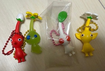Pikmin 4-Piece Set Red Light Yellow White Pikmin Keychain Mascot New ...
