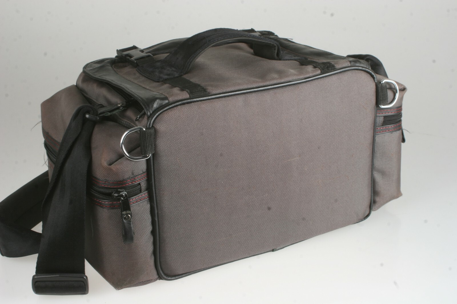 Fotima Kameratasche (Innenmaße: LxBxH = ca. 27x18x17cm) in grau | eBay