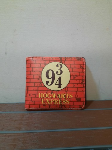 Harry Potter '9,3/4 Hogwarts Express Wallet. Great Condition | eBay ...