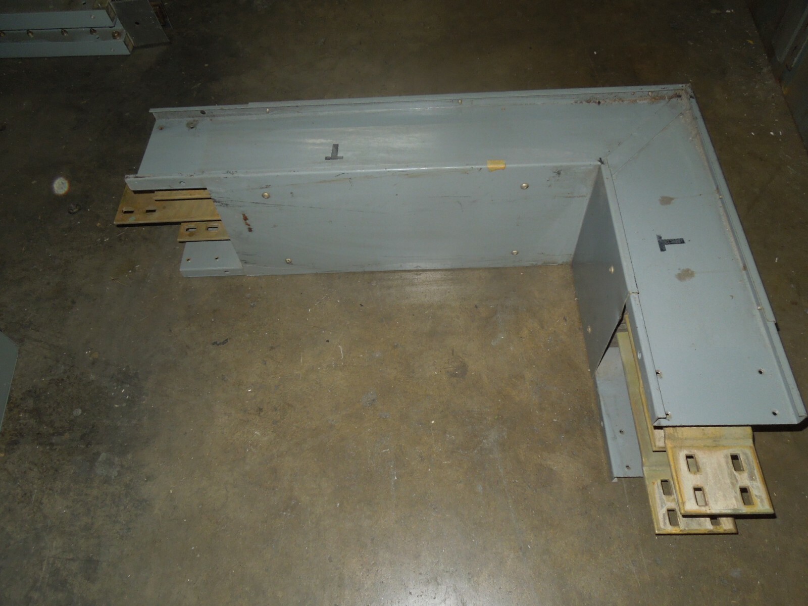 Westinghouse 62E9227 Standard Design Copper Busway 1000A 3Ph 3W Flat ...