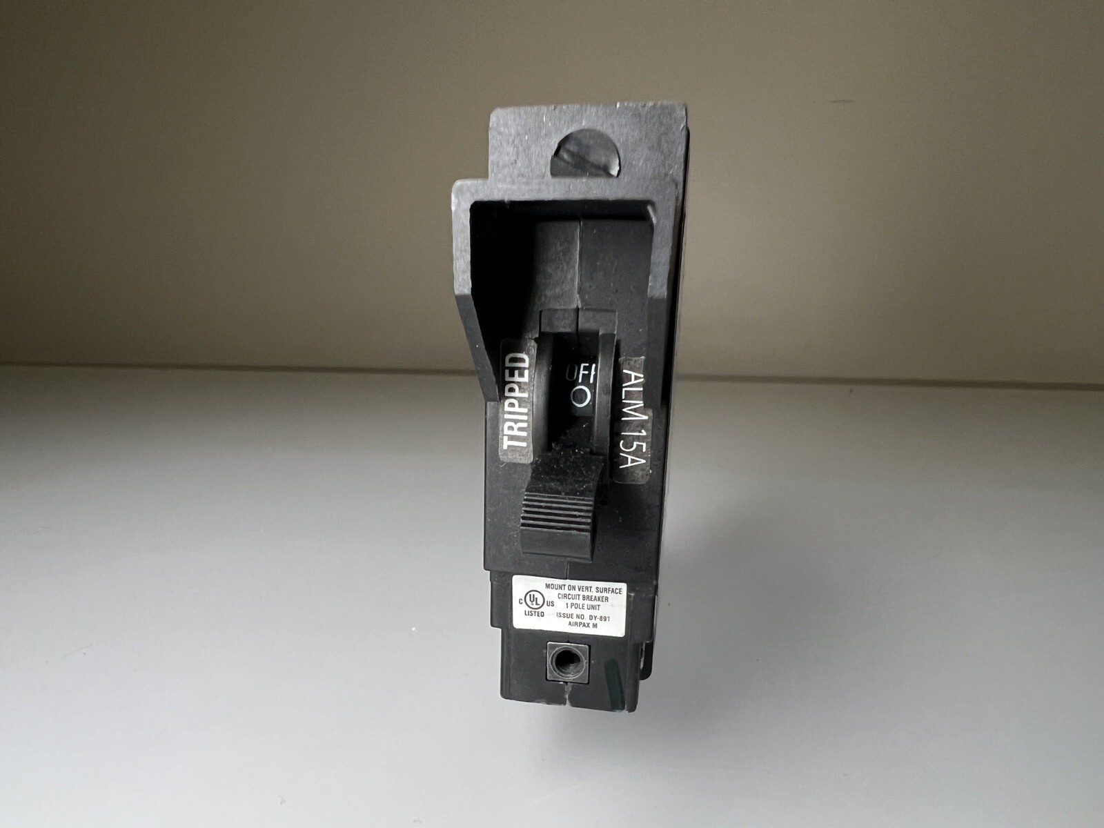 AIRPAX+LMLK1-1RLS4-29877-3-V+10A+DC+3V+Bullet+Breaker+%28407998152%29 ...