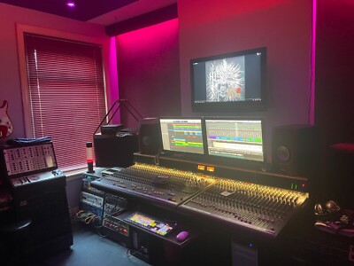 PROFESSIONAL 48 TRACK RECORDING STUDIO FOR SALE – Can be seen fully ...