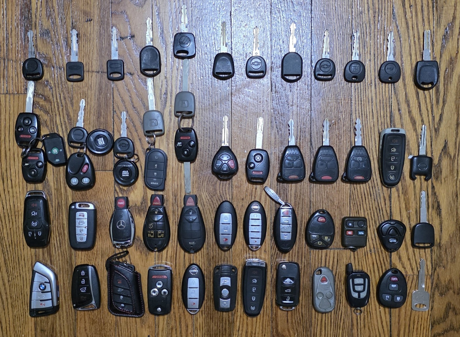 LOT OF WORKING REMOTES, FOBS, KEYLESS ENTRY, KEYS _ GOOD 4 AUTO ...