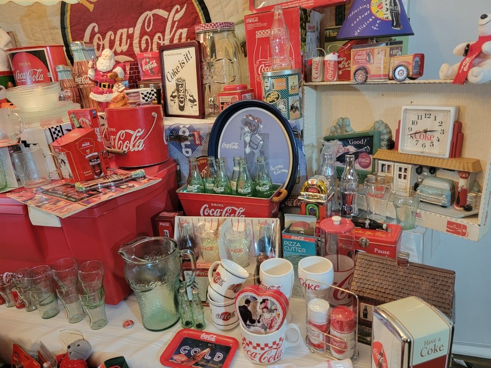 Coca Cola COLLECTION Huge Vintage Lot Coke Collectibles OVER 225+ Items ...