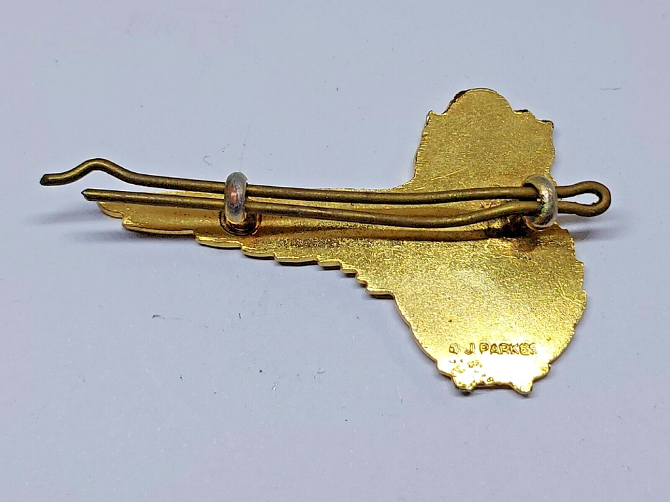 GENUINE QANTAS EMPIRE AIRWAYS FLIGHT ENGINEER WINGS BADGE PIN AIRLINES ...