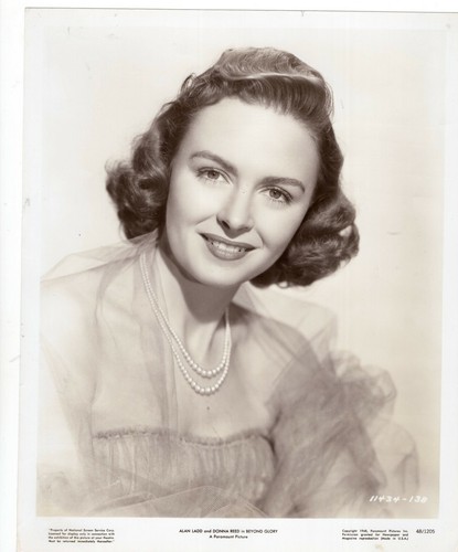 DONNA REED STYLISH POSE PARAMOUNT 1948 STUNNING GLAMOUR PORTRAIT ORIG ...