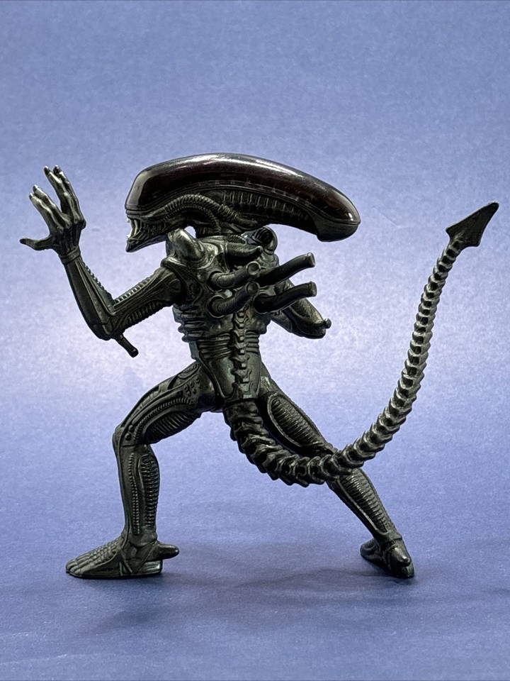 1993 Kenner Aliens vs Predator Warrior Xenomorph 5" Vintage Action ...