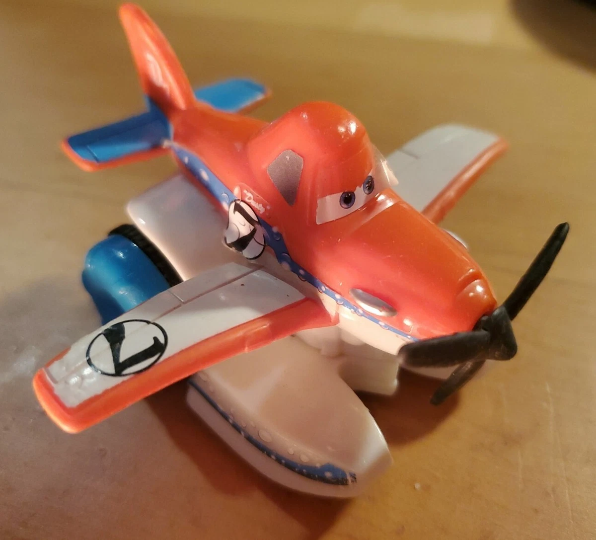 Planes Fire And Rescue Pontoon Dusty