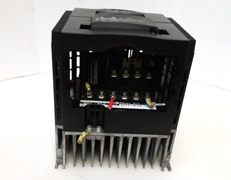 HITACHI WJ200 INVERTER WJ200-037LF VER 3.2 200V 3.7kW 3PH 23.0/20.5A | eBay