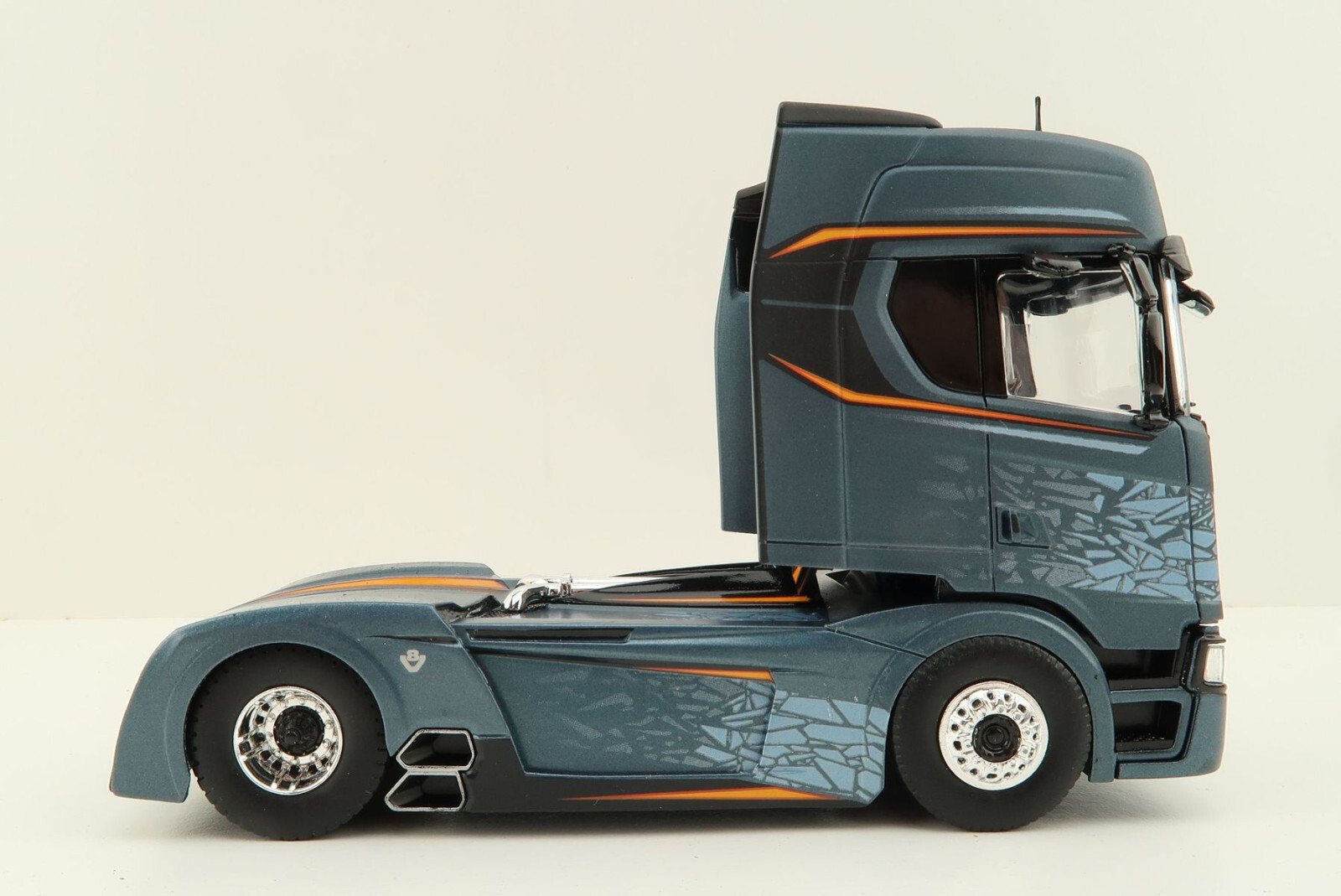 Tekno 80732 Scania NG 770S-V8 Highline 4x2 Truck - Frostfire - Svempa 1 ...