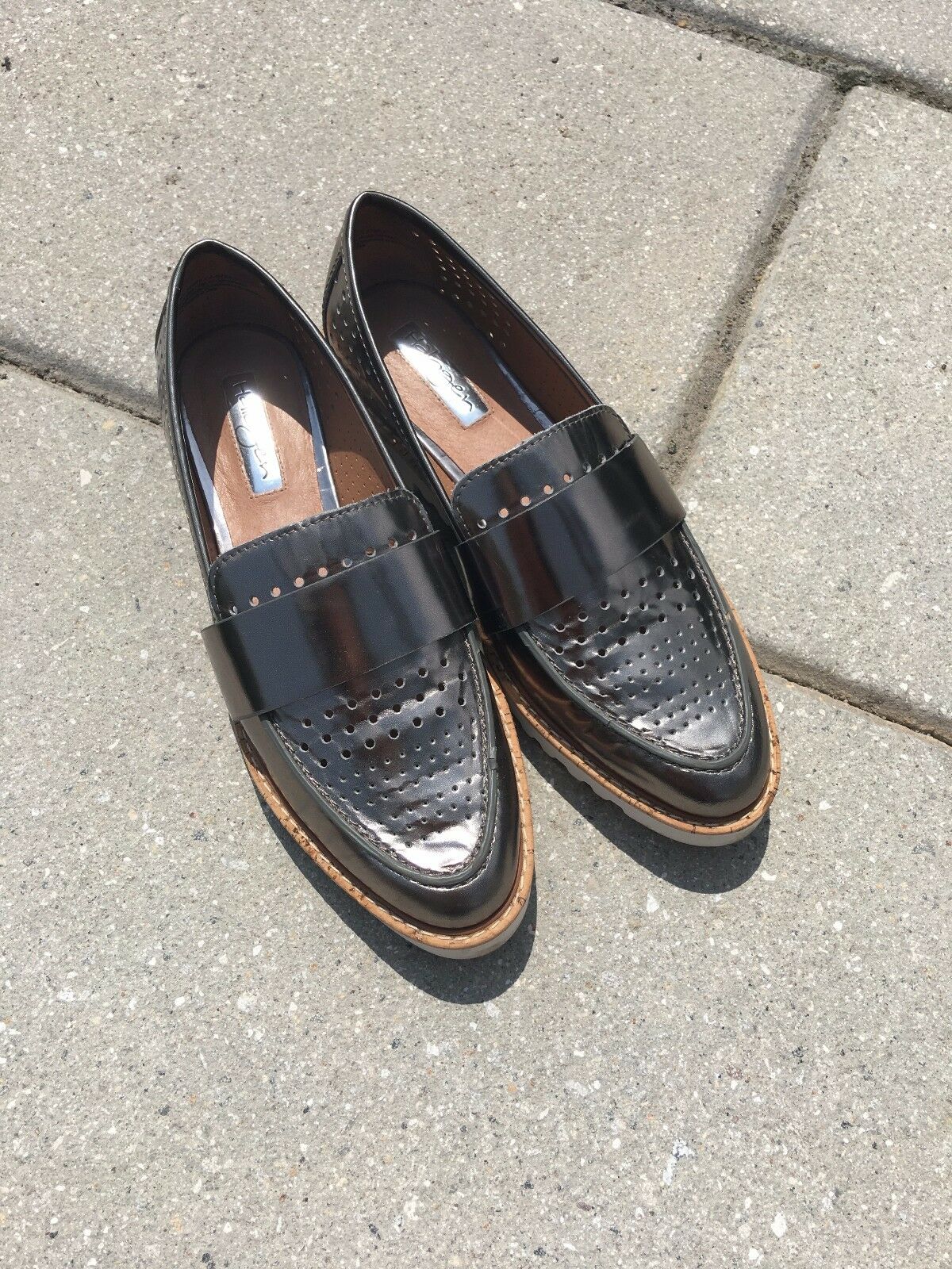 Halogen Emily Silver Loafer Oxford Shoes Size 6.5 - Gem