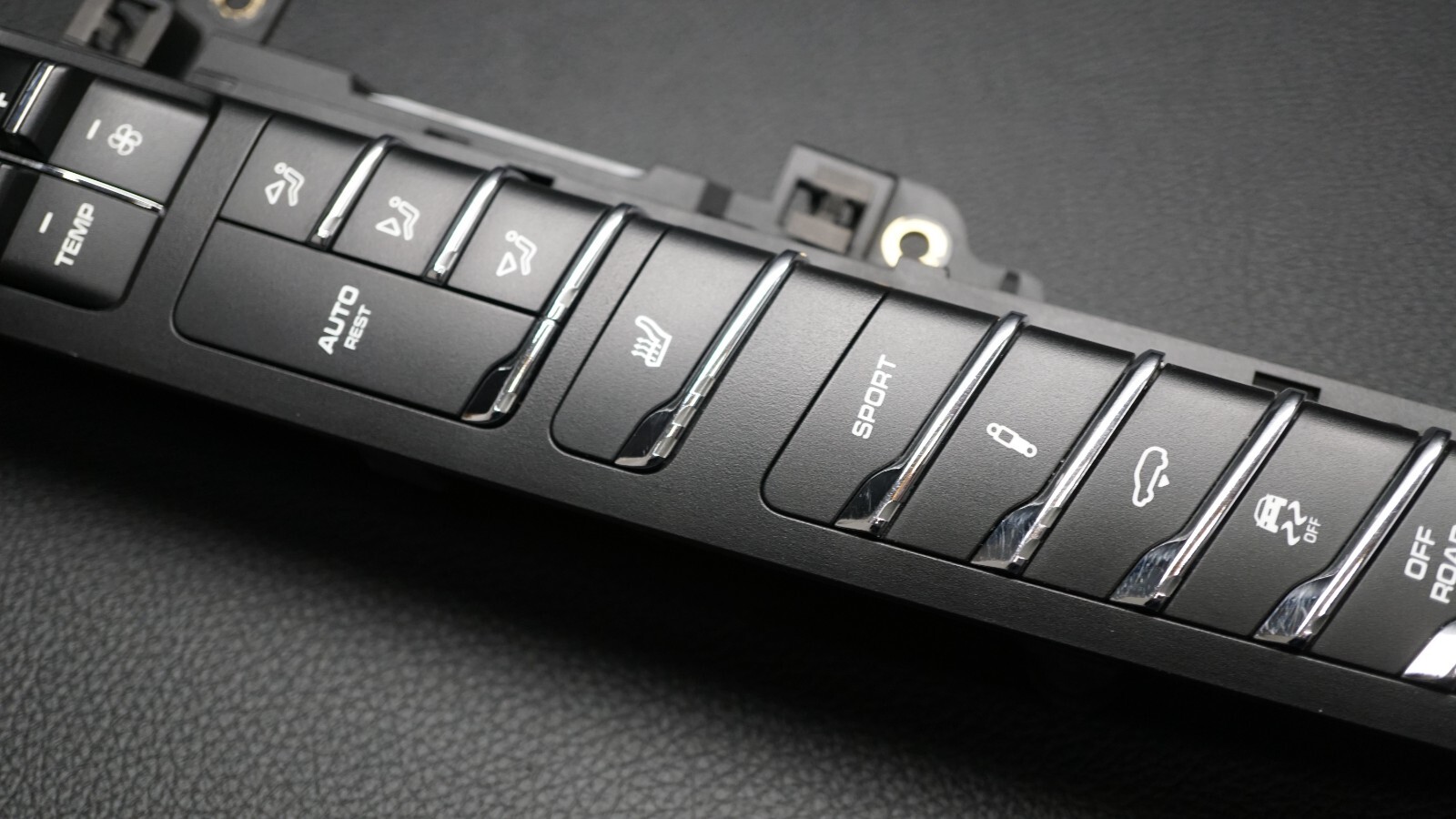 OEM PORSCHE MACAN 95B FACELIFT CENTRE CONSOLE LEFT SWITCH PANEL 95B.907 ...