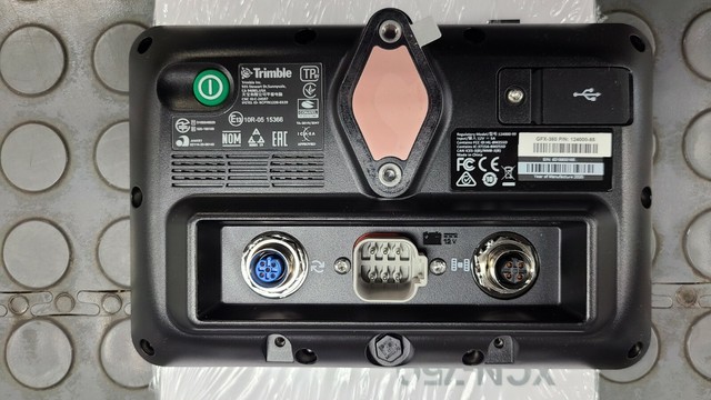 Trimble GFX 350 Display & Extremely Accurate NAV 500 GPS Receiver ...