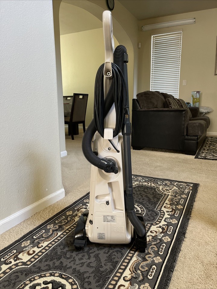 Simplicity Symmetry symd.2 High-Quality Vacuum Cleaner Mod 6670 Made in ...