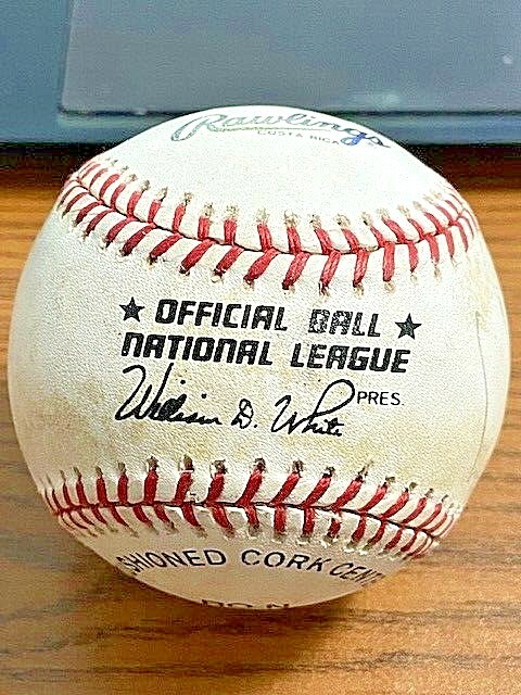 HARRY CARAY SIGNED AUTOGRAPHED ONL BASEBALL! Cubs Broadcaster! HOLY COW ...