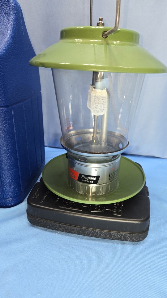 Coleman 5114 Vintage Propane Lantern Hard Shell Travel Case Double ...