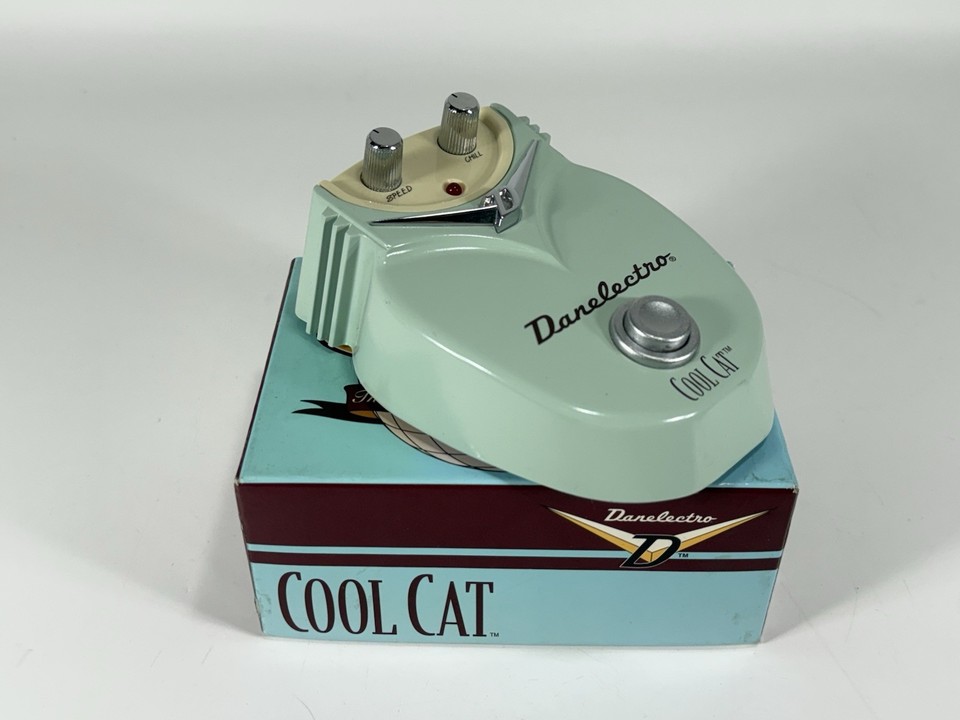 Danelectro Cool Cat Chorus Guitar Foot Pedal - Model DG-1 611820000516 ...