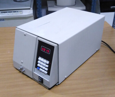 Analytical Instruments - Differential Refractometer