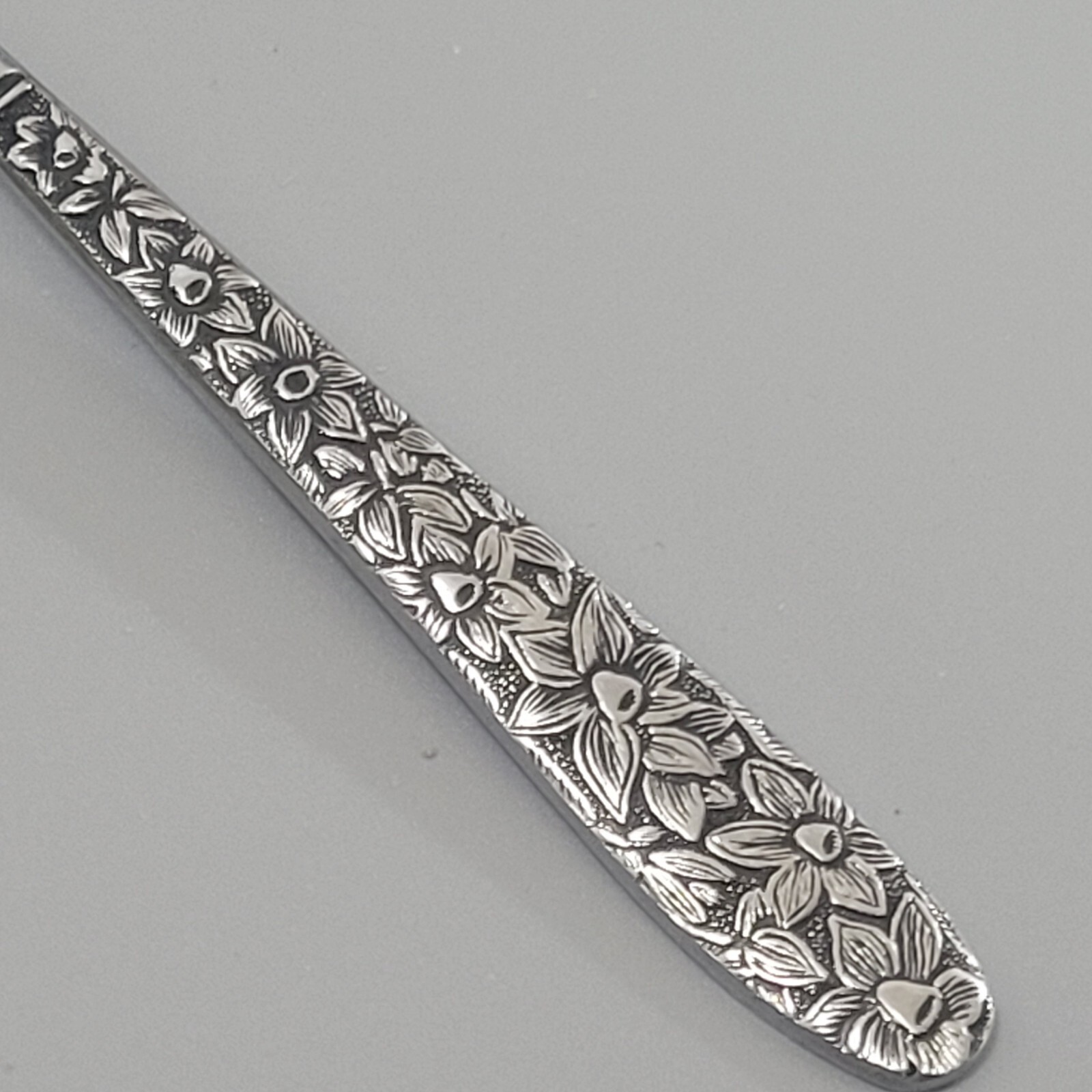 National NARCISSUS Stainless Deco Flatware Silverware Repousse UCHOOSE ...