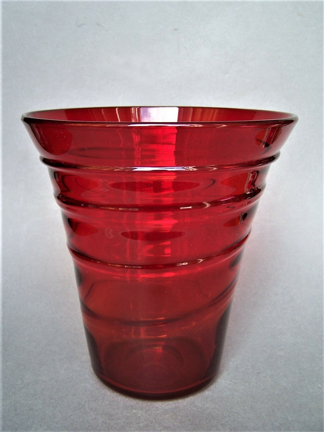 WHITEFRIARS AMBER GLASS RIBBON TRAILED FLARED VASE BARNABY POWELL ...