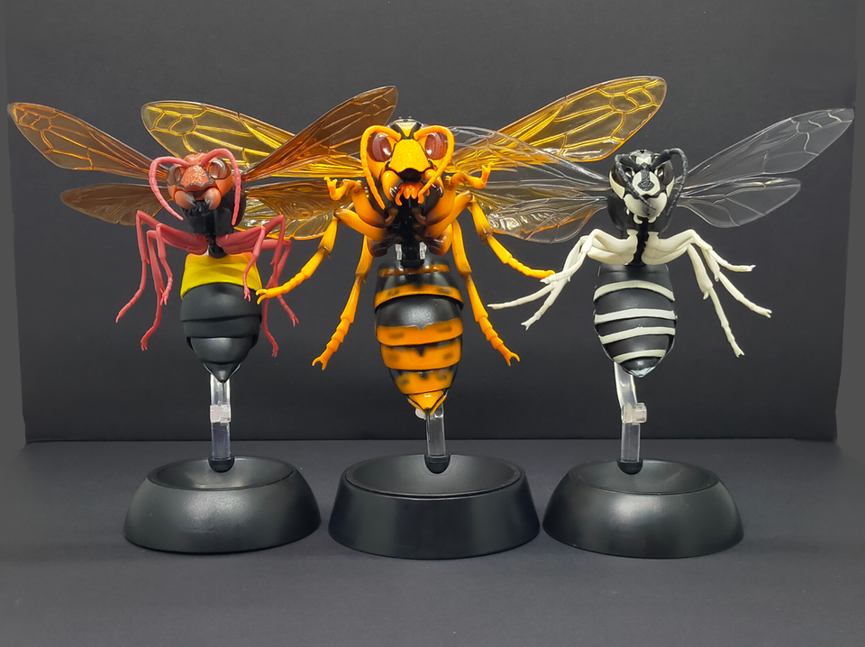 Bandai Gashapon Hornet Action Figure Wasp Bee with Display Base from JP ...