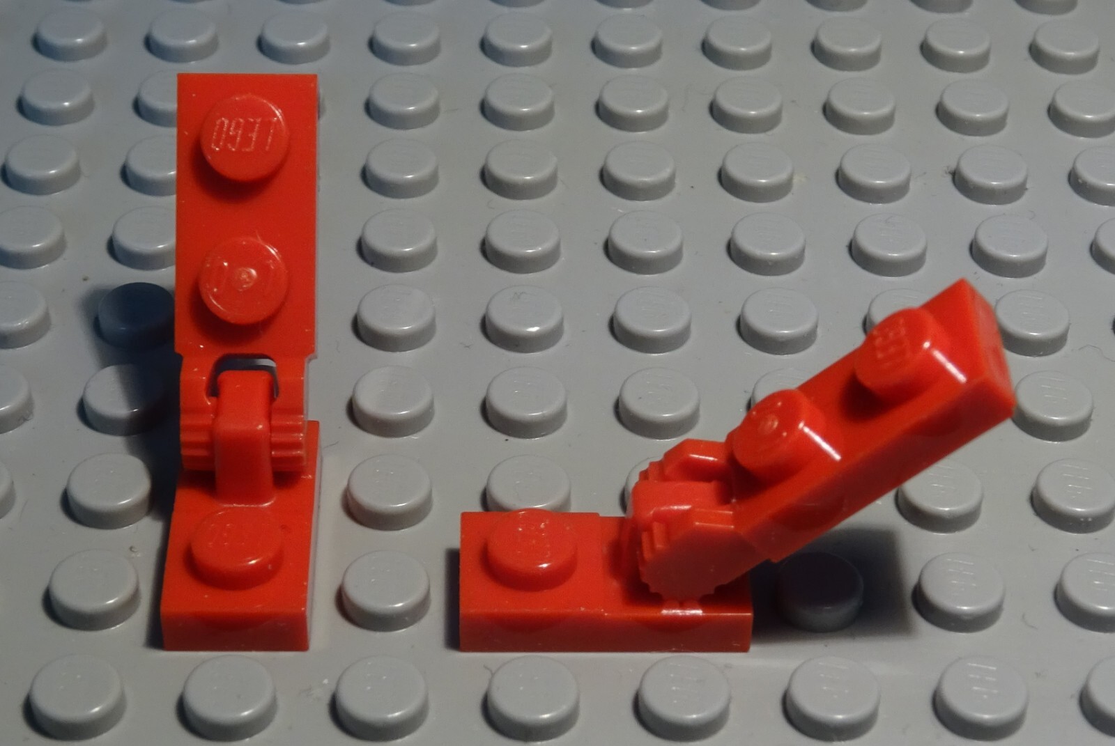 Lego Platte mit Raster Scharnier 1x2 auf 1x2 Rot 2 Stück | eBay.de