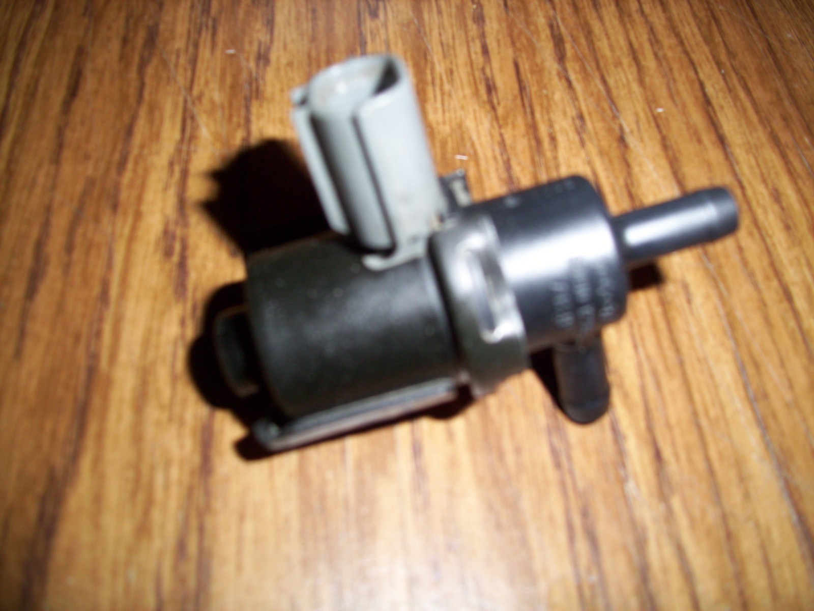 2001-05 TOYOTA RAV4 GENUINE VACUUM SWITCH VALVE # 90910-12233 | eBay