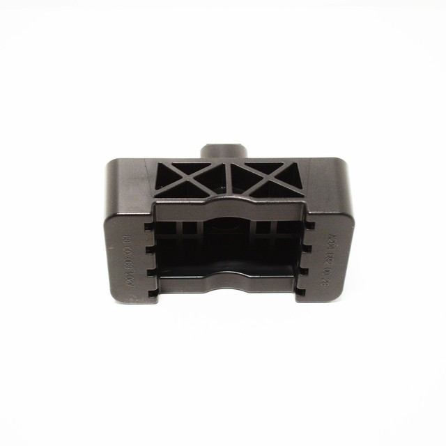 Mercedes-Benz C W205 2015 Jacking Lift Pad Socket Point A2046920028 ...