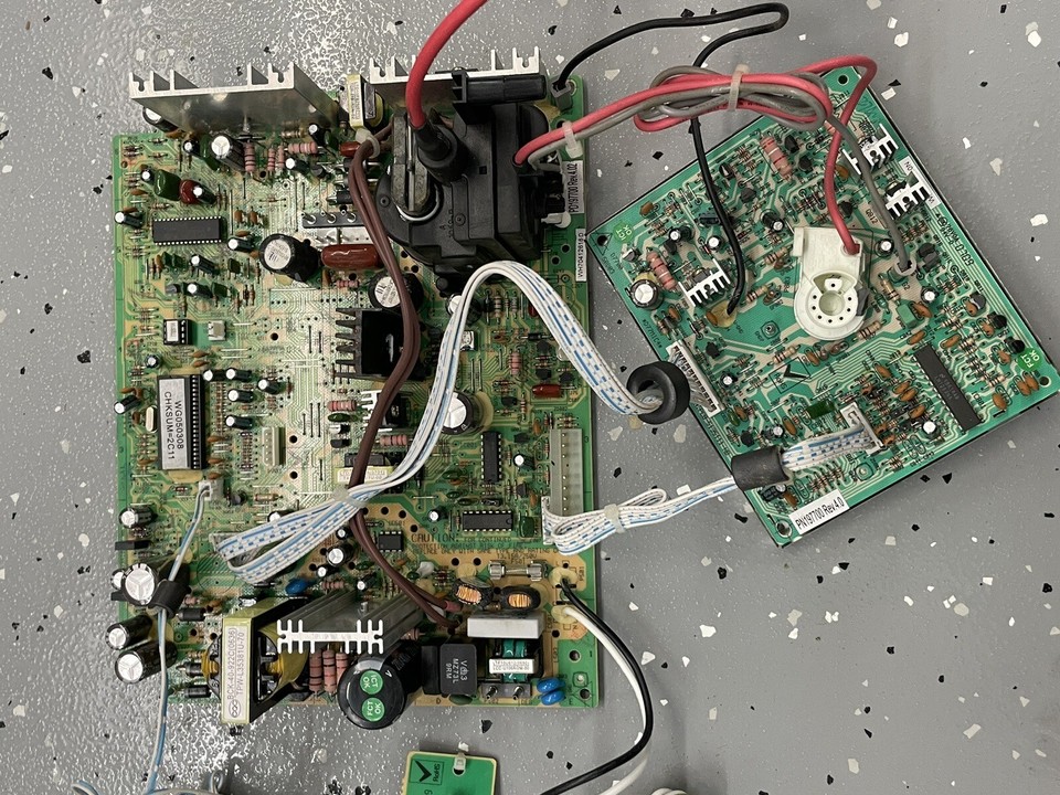 Wells Gardner D7700 CRT Monitor Chassis Board PD197700 | eBay