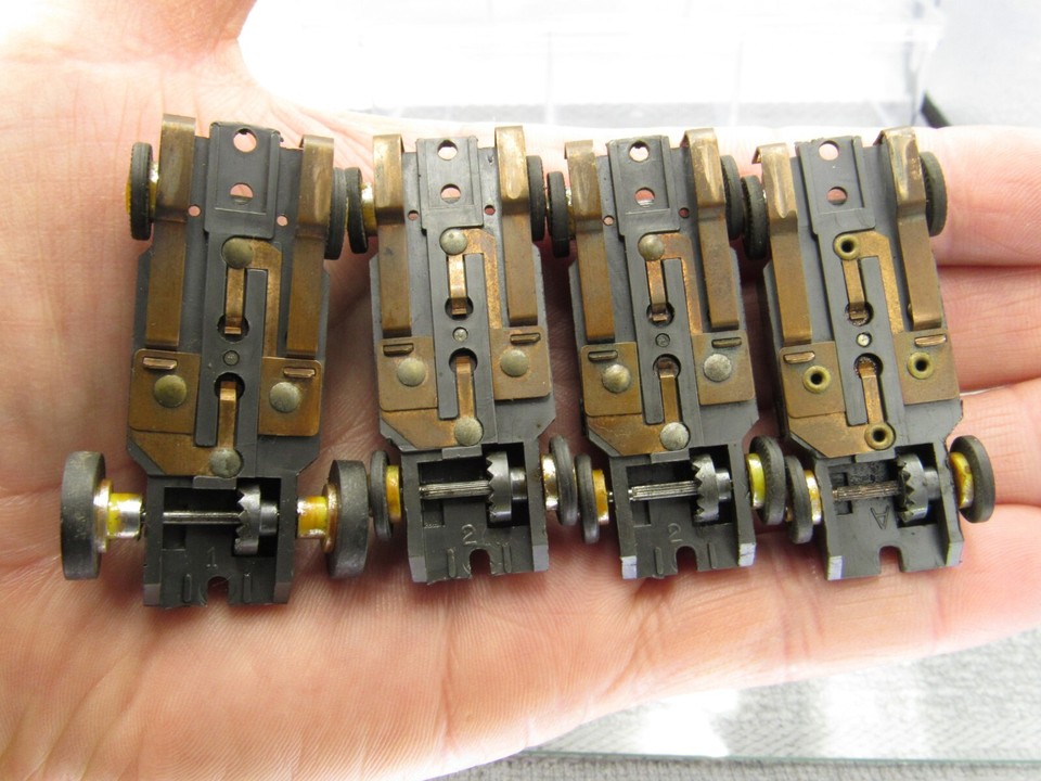 AURORA LOT OF 8 COMPLETE RUNNING T-JET CHASSIS AS FOUND #2 | eBay