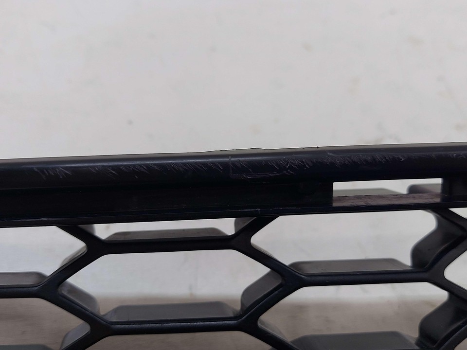 16-18 TOYOTA RAV-4 CENTER MIDDLE GRILL GRILLE SE W/ PRE CRASH SYSTEM ...